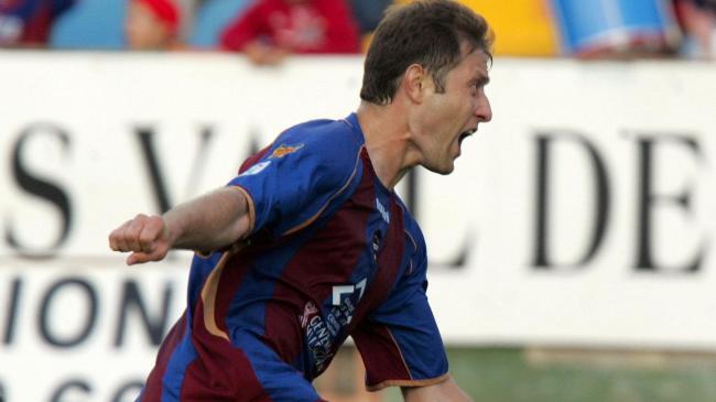 Manchev, el peculiar delantero búlgaro que deslumbró en su debut granota en Primera